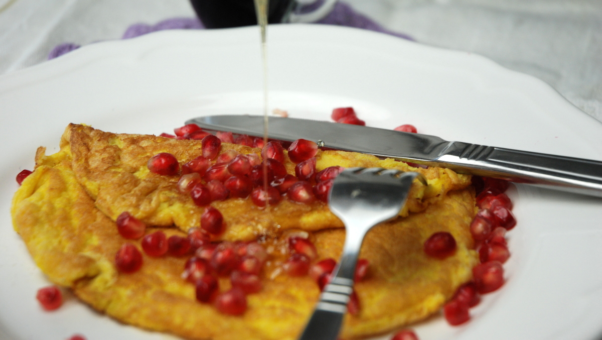 Delikatny omlet na słodko - Kuchnia Breni
