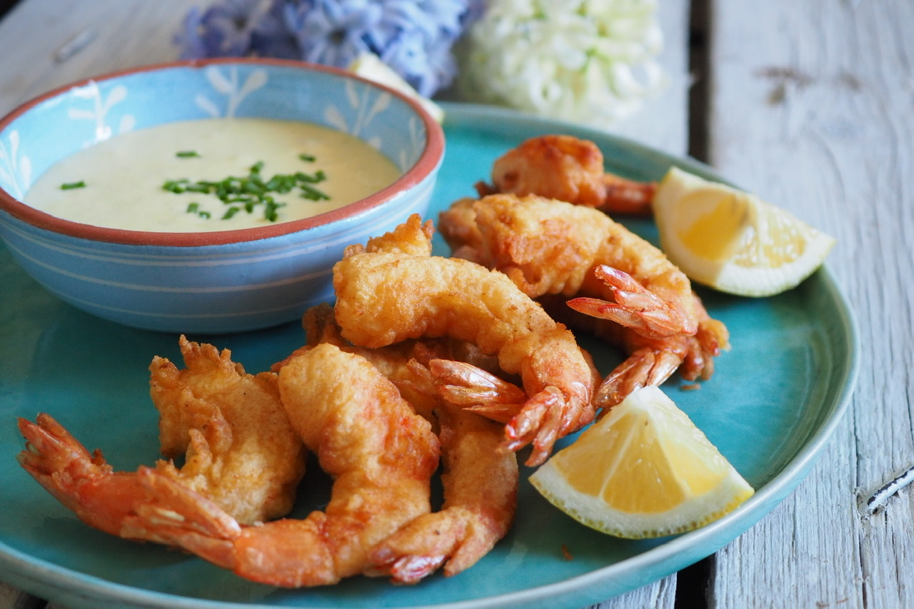 Krewetki w tempurze z sosem Aioli - Kuchnia Breni